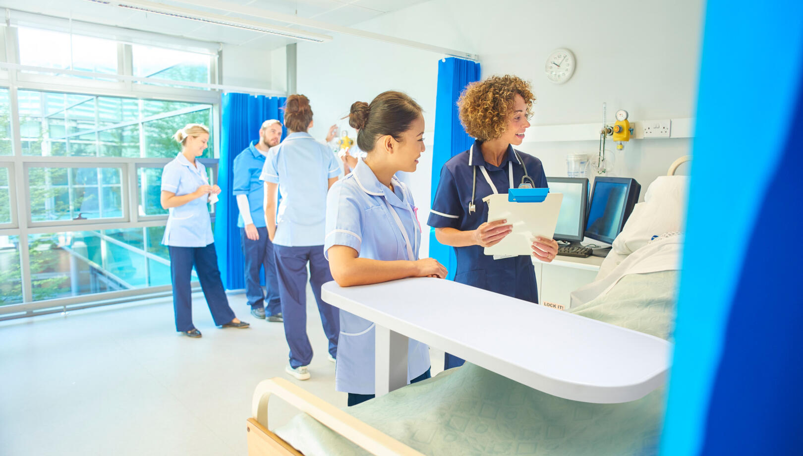 curaCARE Easy Clean Overchair Table | Ocura